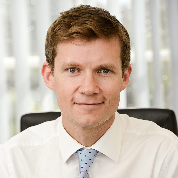 edward - The London Dermatologist